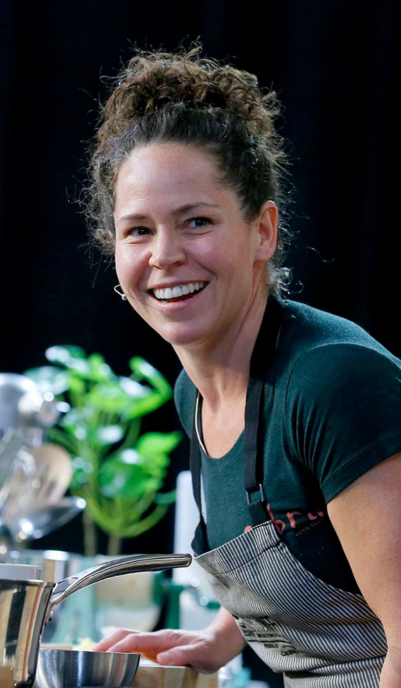 Stephanie Izard | Expert Trainer | Master Coach | genconnectU