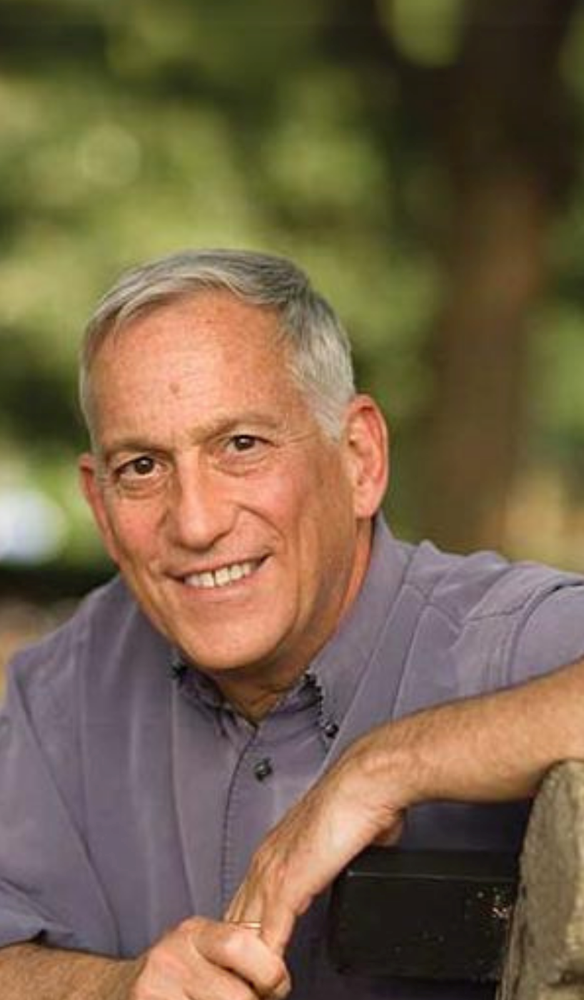 Walter Isaacson | Expert Trainer | Master Coach | genconnectU